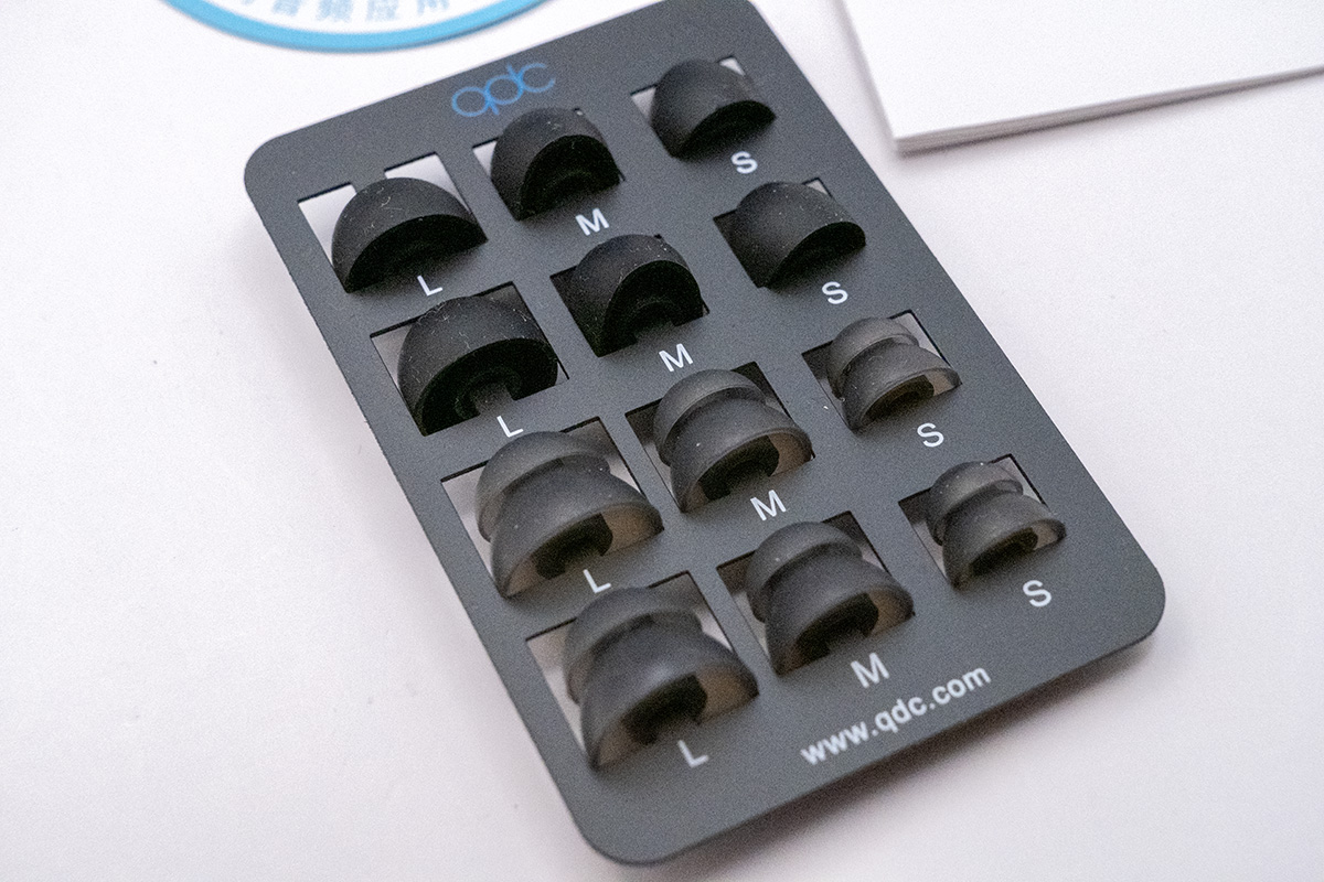 【qdc SUPERIOR レビュー】見た目は最高！音は普通！でも見た目が最高！！！ - GADGENEKO -ガジェねこ-