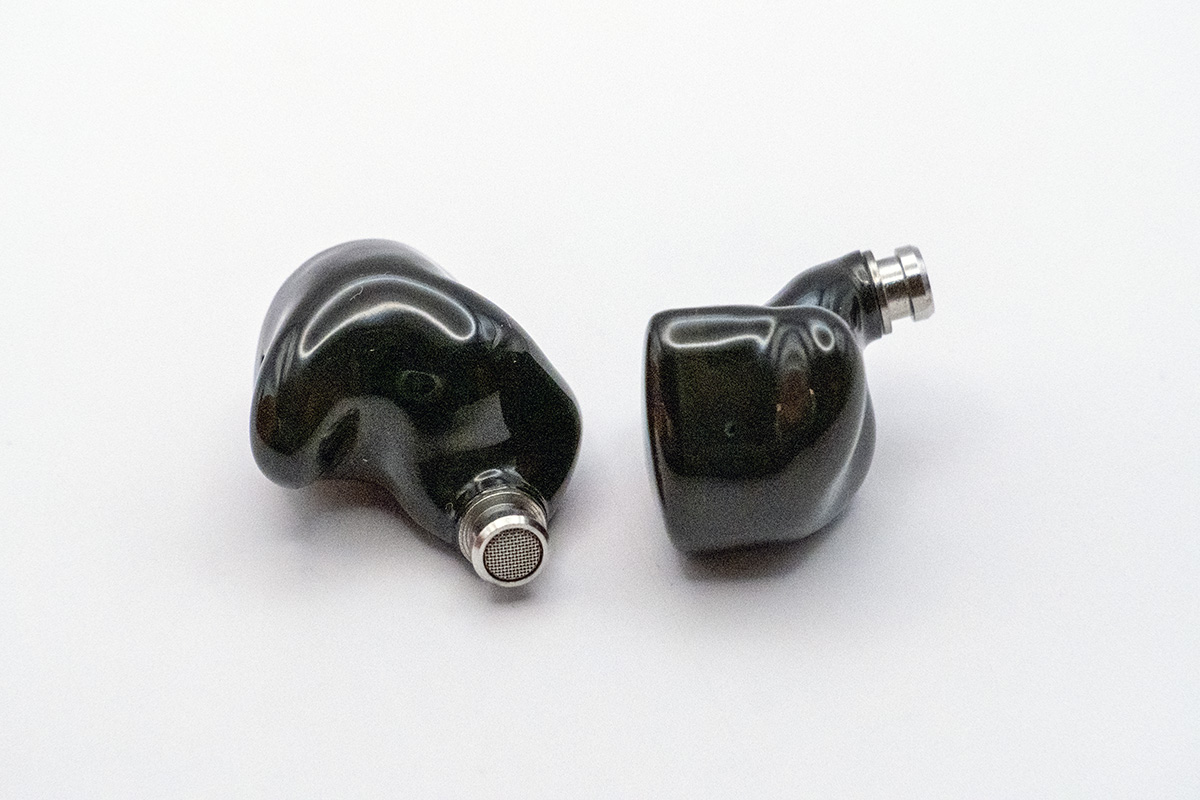 【qdc SUPERIOR レビュー】見た目は最高！音は普通！でも見た目が最高！！！ - GADGENEKO -ガジェねこ-